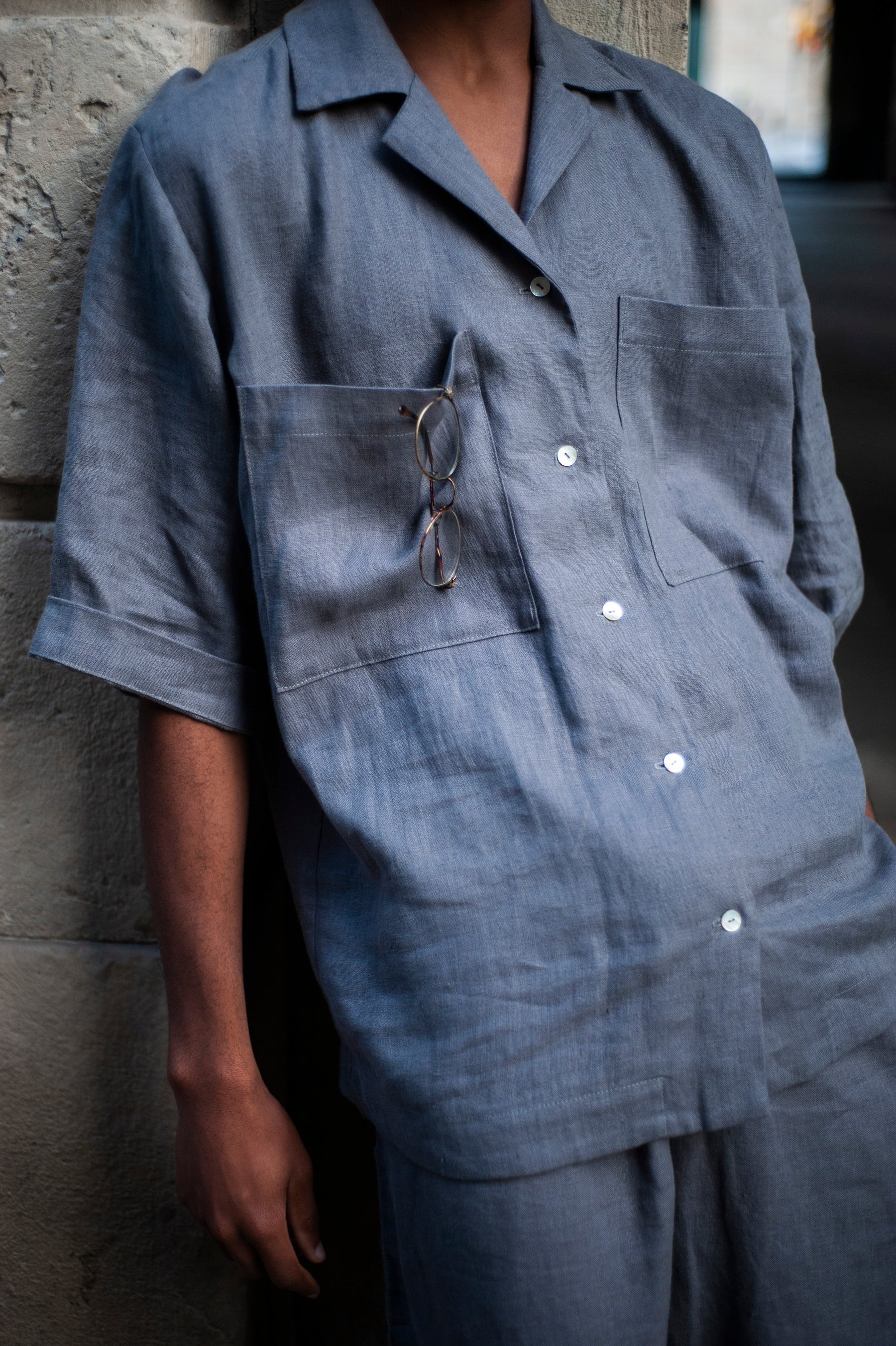 Men's two-piece linen loungewear set: relaxed fit pants and camp colla